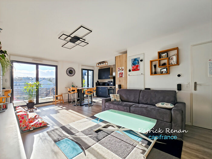 Appartement à vendre - Saint-Cyr-lécole, Centre-ville - 4 pièces - 3 chambres