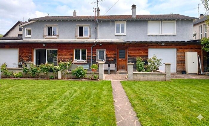 Maison à vendre - Les Mureaux, Nouvelle France - 5 pièces - 4 chambres