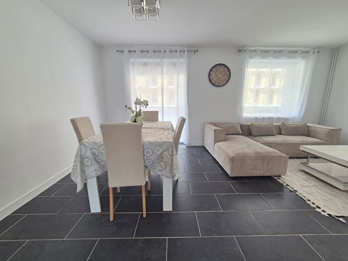 Nice, Arenas : Appartement 3 pièces à louer
