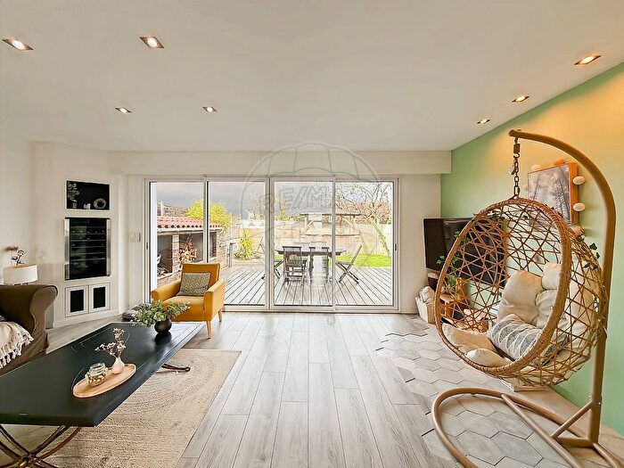 Maison à vendre - La Varenne - 6 pièces - 5 chambres