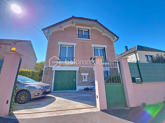 Maison à vendre - Livry-Gargan, Centre-ville - 5 pièces - 3 chambres