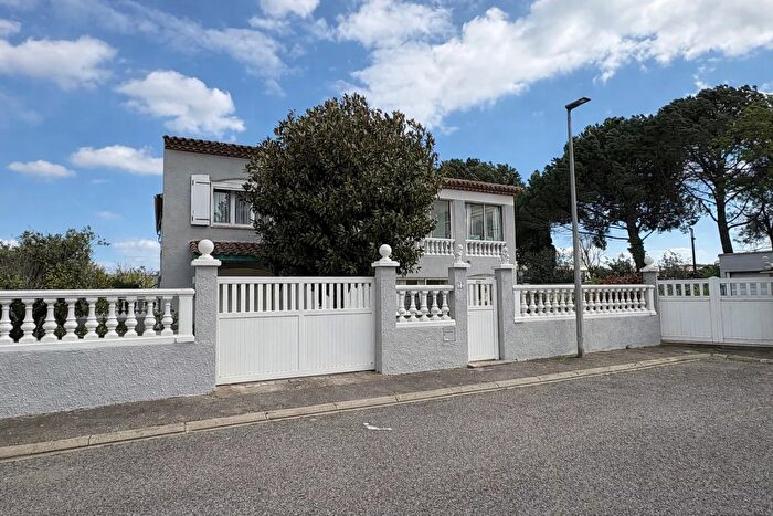 Maison à vendre - Narbonne, Egassieral - 9 pièces - 4 chambres