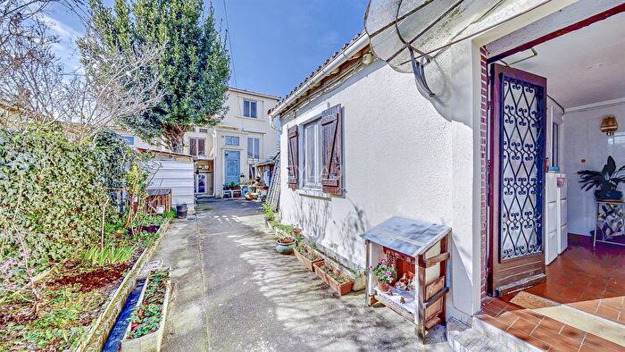 Vitry-sur-Seine, Stalingrad : Maison 6 pièces à vendre
