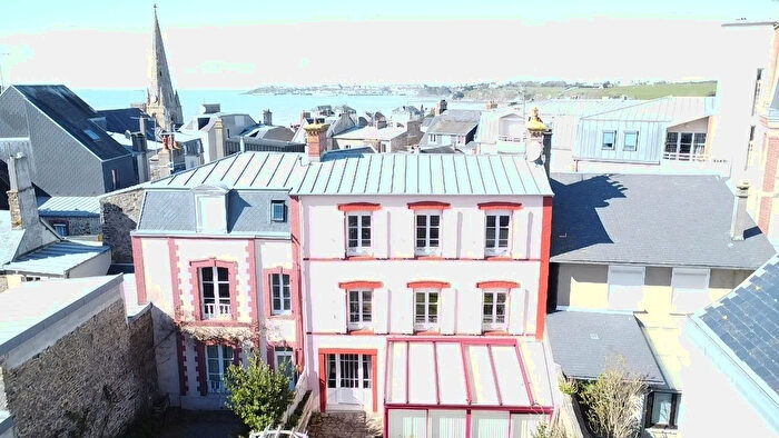 Saint-Pair-sur-Mer - Maison 5 pièces à vendre