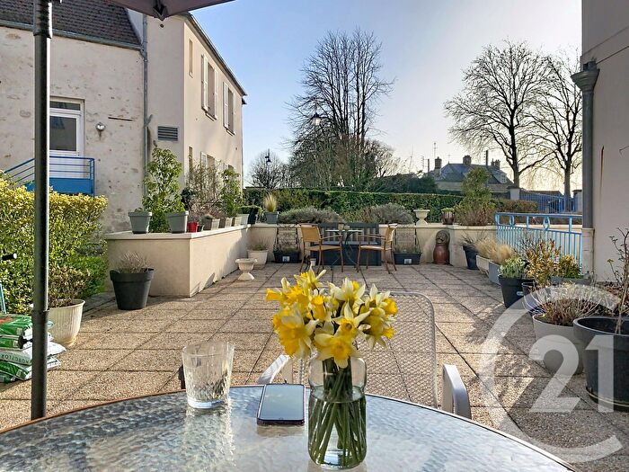 Appartement à vendre - Senlis, Centre-ville - 3 pièces - 2 chambres