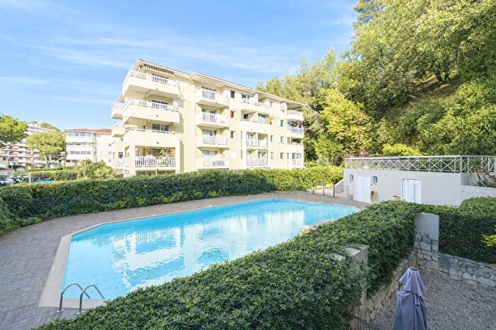 Appartement à vendre - Cagnes-sur-Mer, Le Val Fleuri - 2 pièces - 1 chambre