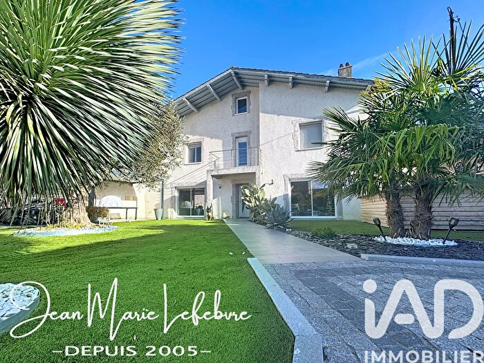 Maison à vendre - Ampuis - 4 pièces - 3 chambres