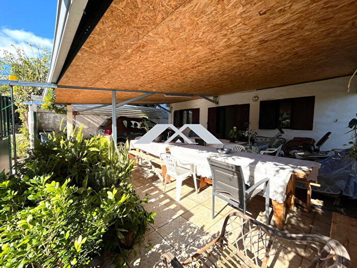 Maison 4 pièces à vendre - Saint-Leu, Piton Saint-Leu, Bois de Nèfles, Plateau
