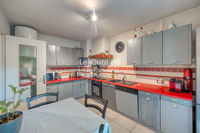 Appartement à vendre - Meylan, Centre-ville - 4 pièces - 3 chambres