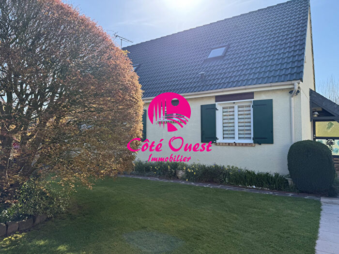 Maison à vendre - Saint-Laurent-de-Brèvedent - 7 pièces - 5 chambres