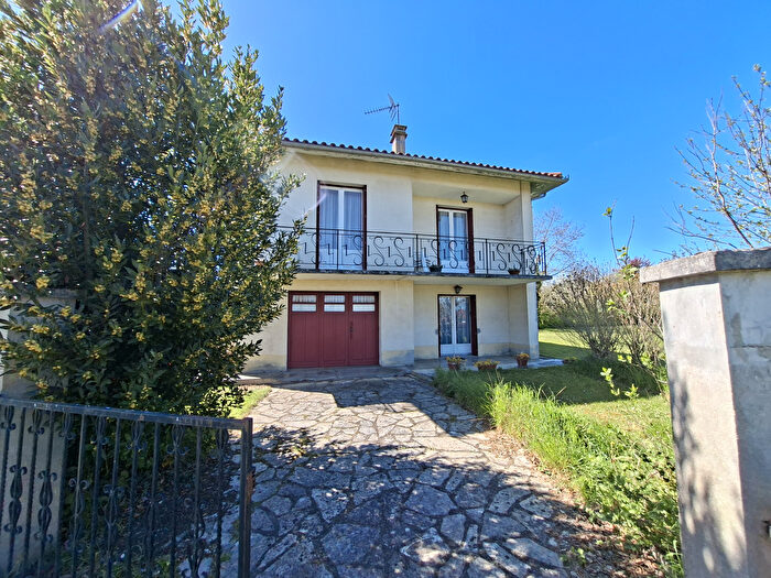 Maison à vendre - Mirande - 5 pièces - 3 chambres