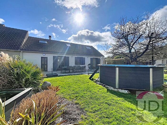 Maison à vendre - Ballancourt-sur-Essonne - 5 pièces - 4 chambres