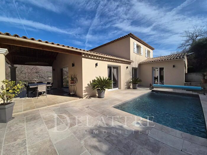 Maison à vendre - Le Bar-sur-Loup - 8 pièces - 4 chambres