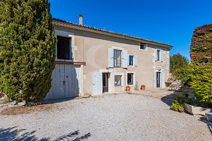 Maison à vendre - Cabannes - 5 pièces - 4 chambres