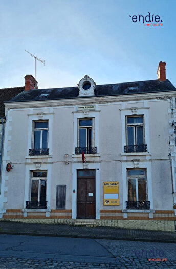 Châteaumeillant : Maison 11 pièces à vendre
