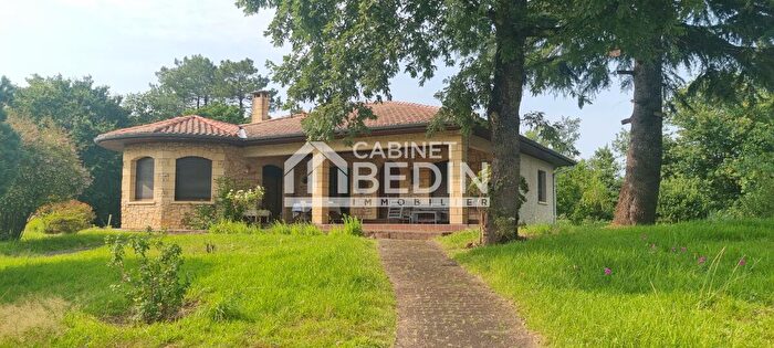 Maison à vendre - Biganos - 4 pièces - 3 chambres