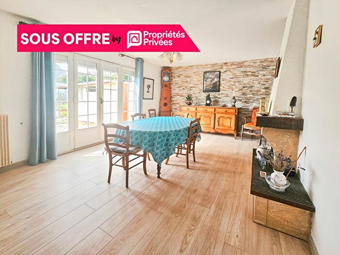 Maison à vendre - Sainte-Gemmes-sur-Loire - 5 pièces - 3 chambres