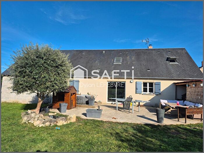 Maison à vendre - Saint-Georges-sur-Cher - 9 pièces - 6 chambres