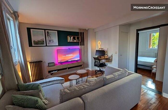 Appartement à louer - Val dOr, Saint-Cloud - 2 pièces - 1 chambre