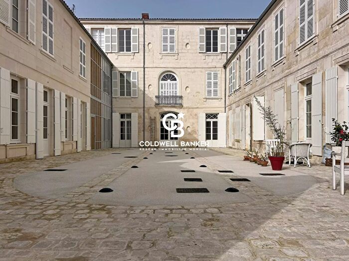 Appartement à vendre - Rochefort, Centre-ville - 4 pièces - 1 chambre