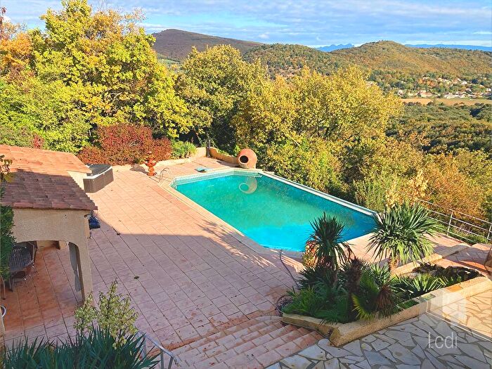 Maison à louer - Savasse - 7 pièces - 4 chambres