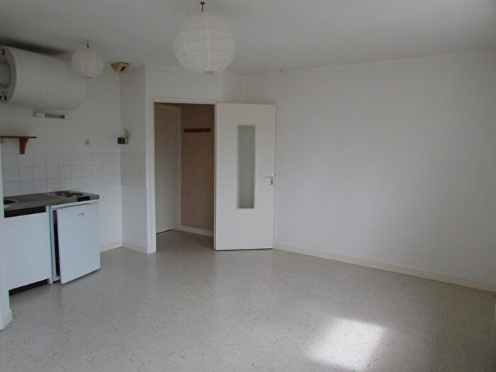 Appartement à louer - Guingamp - 1 pièce