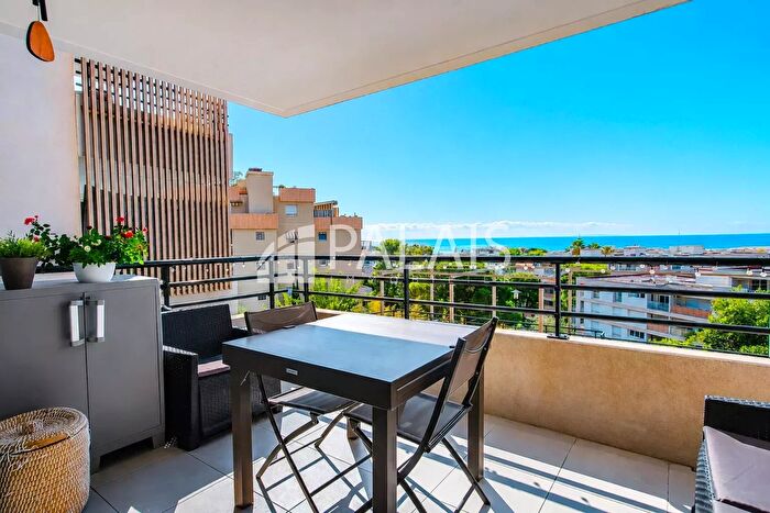 Appartement 3 pièces à vendre à Nice, Caucade