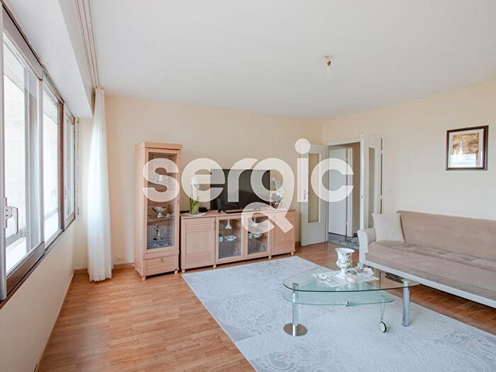 Appartement à vendre - Cergy, Orée du Bois - 3 pièces - 2 chambres