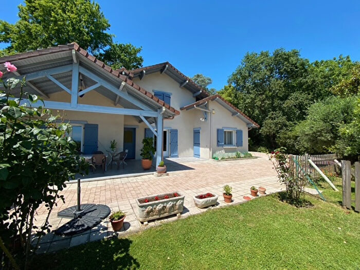 Baigts-de-Béarn : Maison 6 pièces à vendre