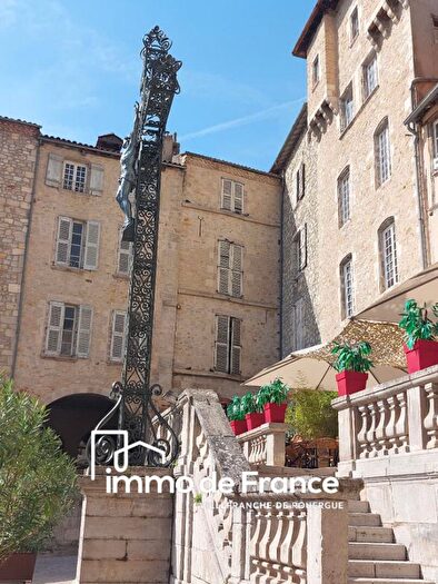 Villefranche-de-Rouergue : Maison 13 pièces à vendre