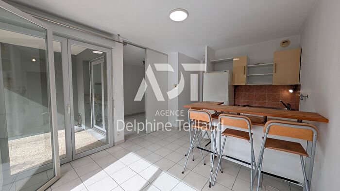 Appartement à louer - Grenoble, Village Olympique - 2 pièces - 1 chambre