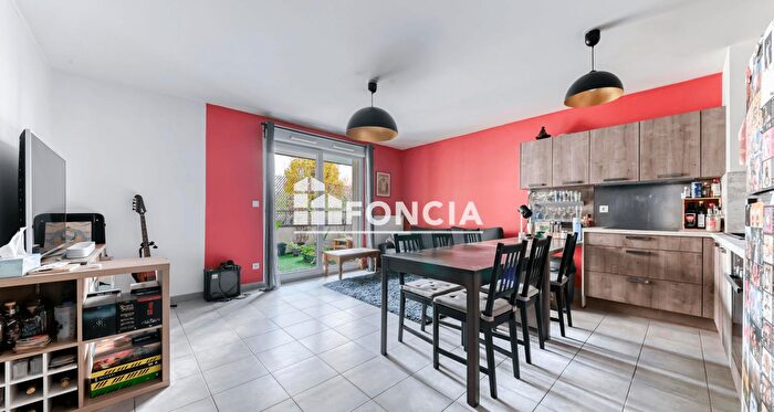 Appartement à vendre - Lyon e , Etats Unis - 3 pièces - 2 chambres