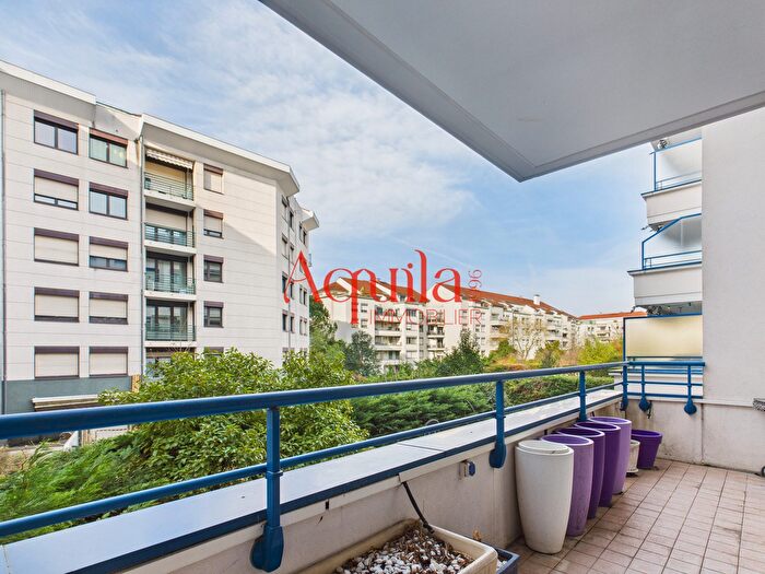 Appartement à vendre - Villeurbanne, Les Poulettes - 4 pièces - 3 chambres