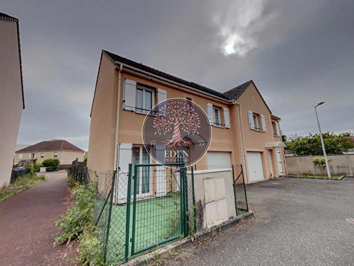 Dreux, Bâtes : Maison 7 pièces à vendre