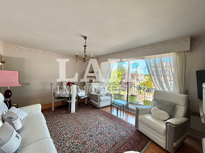 Appartement à vendre - Bagnoles-de-lOrne - 3 pièces - 2 chambres