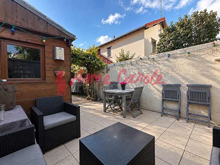 Maison 2 pièces à Joinville-le-Pont, Europe, à vendre