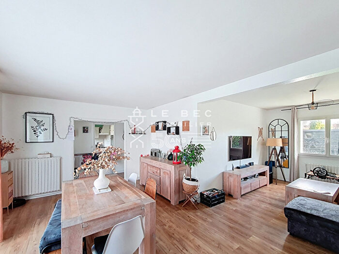 Maison à vendre - Pont-Scorff - 6 pièces - 4 chambres