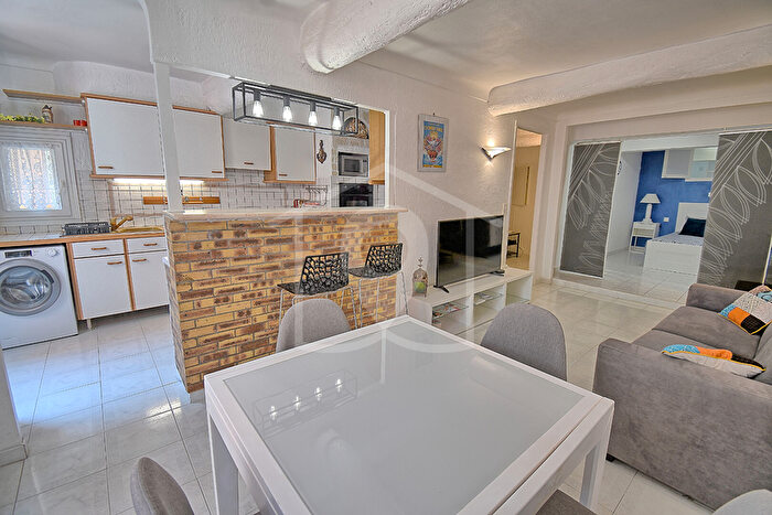 Villefranche-sur-Mer : Appartement 3 pièces à vendre