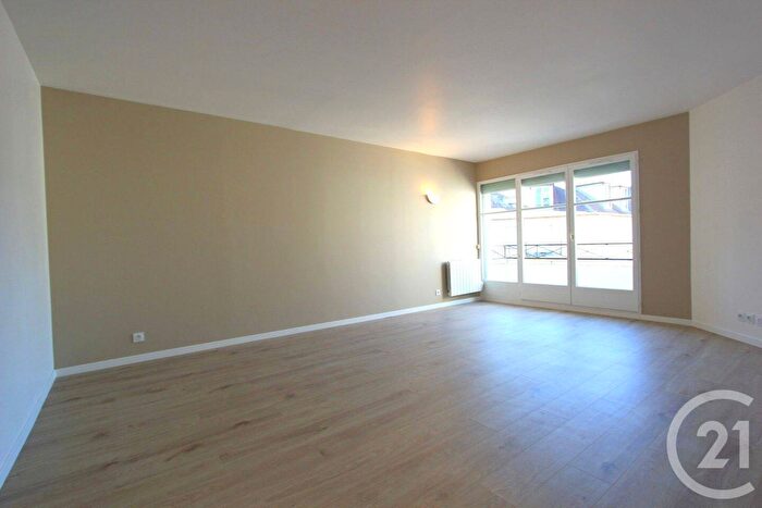 Appartement à louer - Montlhery - 4 pièces - 3 chambres