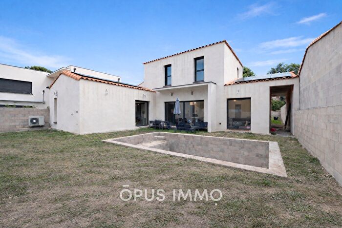 Maison à vendre - Vergèze - 4 pièces - 3 chambres