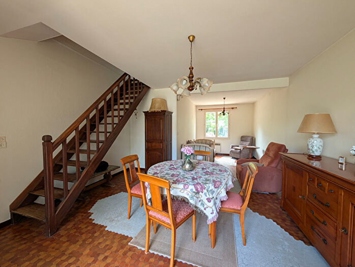 Maison à vendre - Le Châtelet-en-Brie - 6 pièces - 4 chambres