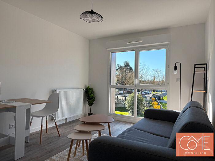 Appartement à louer - Quartiers Nord-Est, Les Longs Champs - 1 pièce