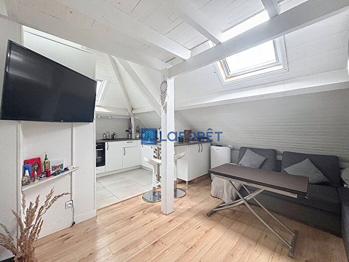 Appartement à louer - Armée Leclerc-Henri Dunant, Savigny-sur-Orge - 2 pièces - 1 chambre