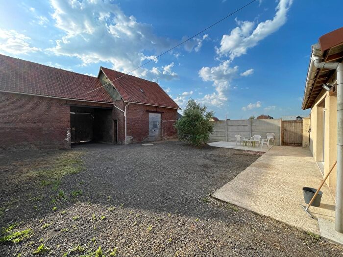 Maison 5 pièces à Hattencourt, à vendre