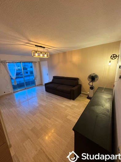 Appartement 2 pièces à louer à La Mer-Le Puadon-Cannes Eden, Vallauris