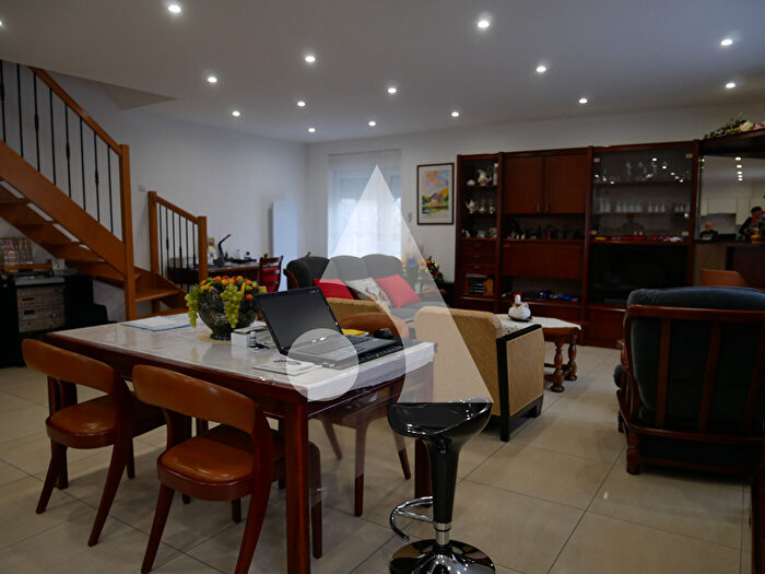 Maison à vendre - Le Creusot, Nord Ouest - 5 pièces - 3 chambres