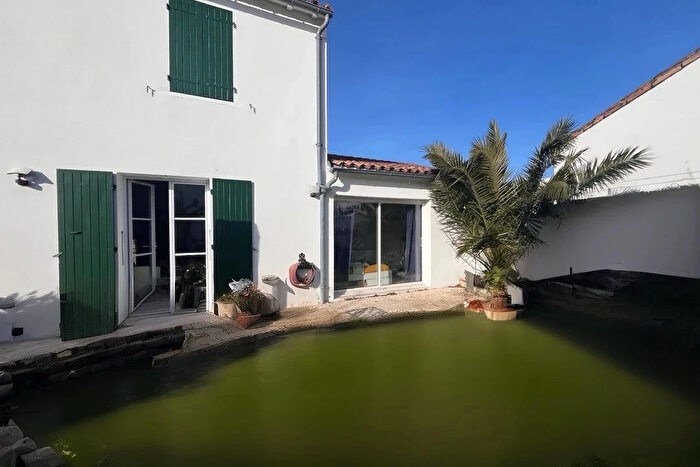 Maison à vendre - La Flotte - 4 pièces - 3 chambres