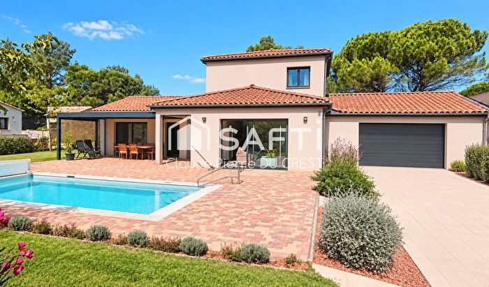 L'Isle-sur-la-Sorgue, Centre-ville - Maison 5 pièces à vendre