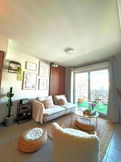 Appartement à vendre - Marseille e , La Capelette - 3 pièces - 2 chambres