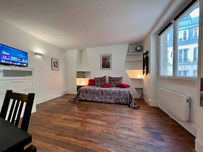 Les Halles, Paris 1er arrondissement - Appartement 1 pièce à louer